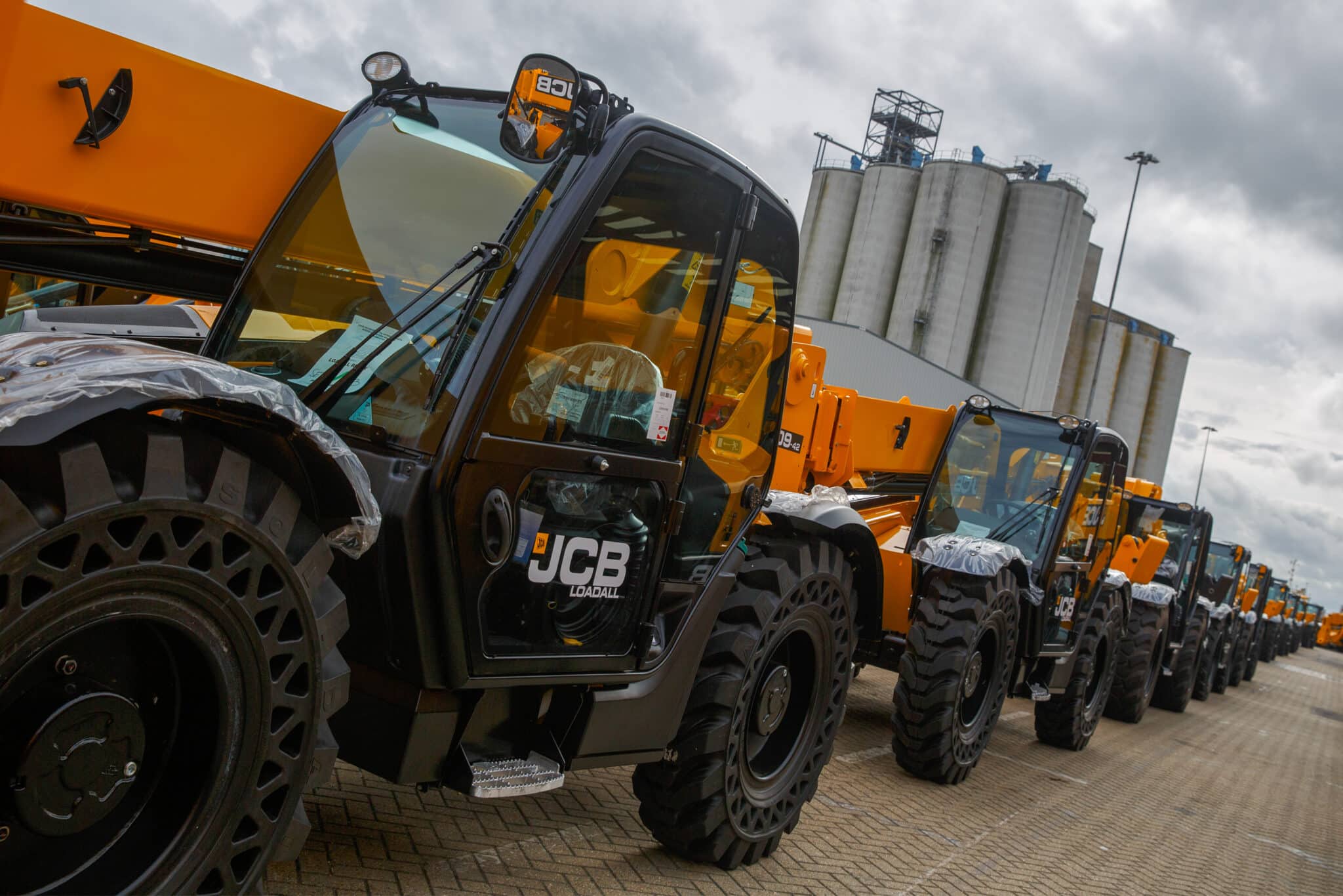 JCB targets North American expansion with new facility - Equipment ...