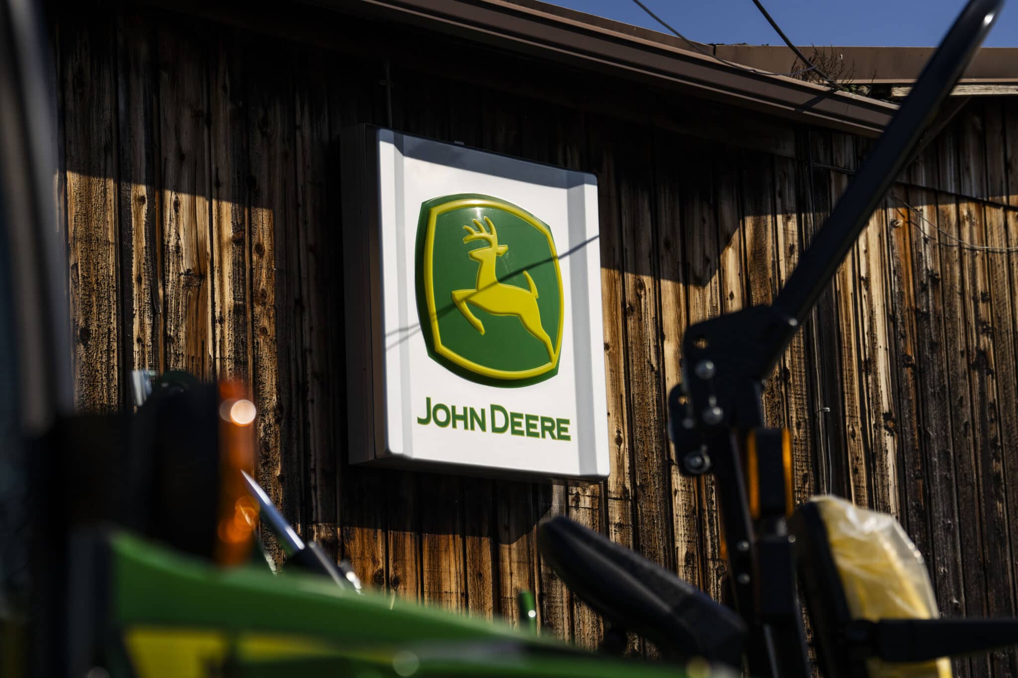 John Deere Financial profit jumps 34% - Equipment Finance News