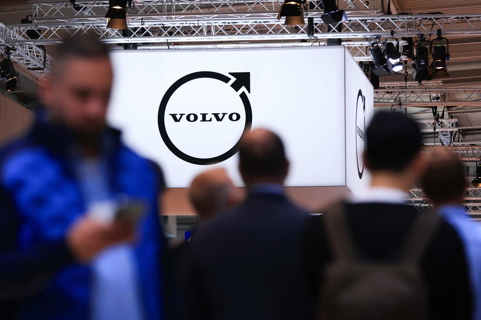 Volvo Financial Services' retail loan volume rises - Equipment Finance News