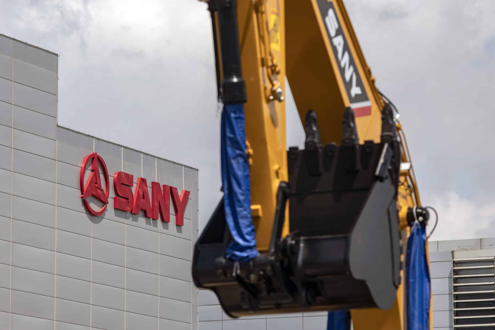 Sany Heavy Industry shares advance in Hong Kong trading debut ...